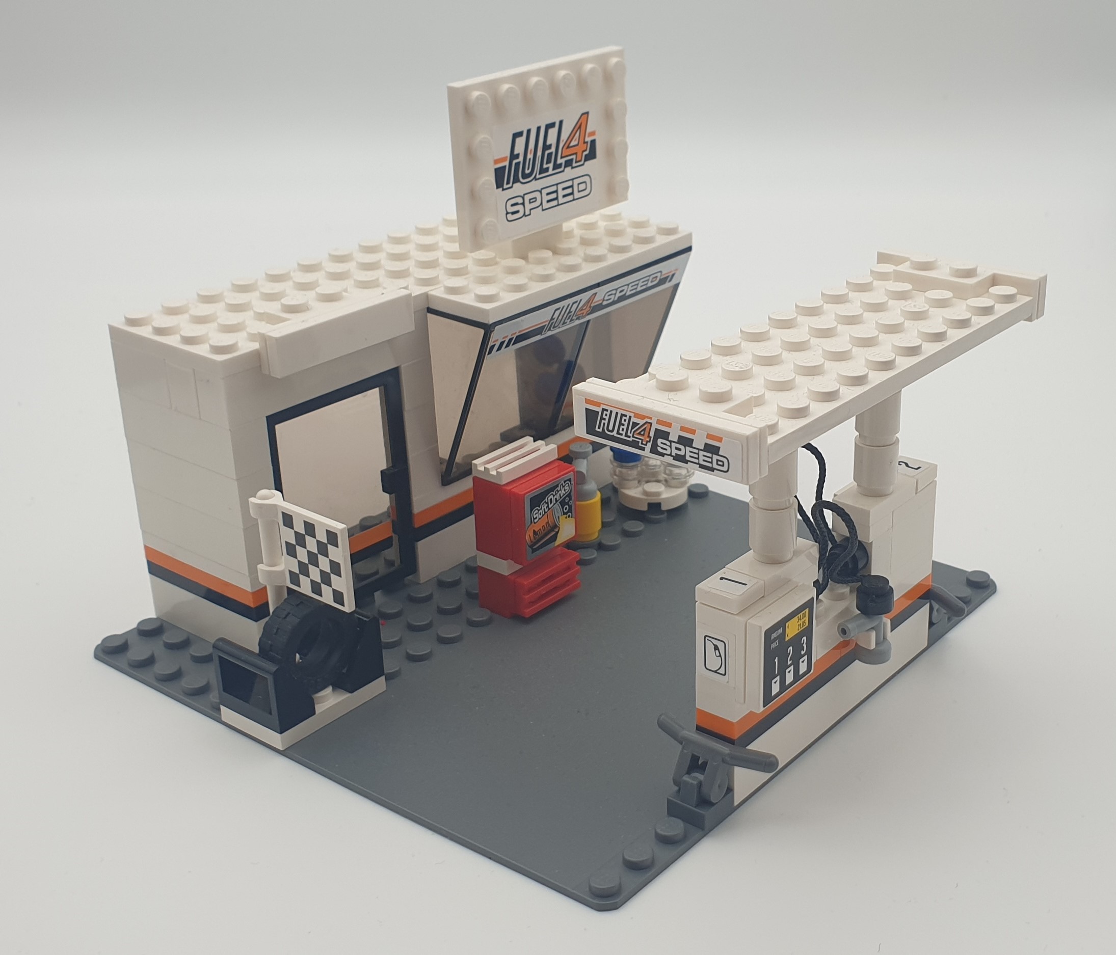 Classic Review: LEGO Racers 8135 Bridge Chase - Der Spielwaren Investor ...
