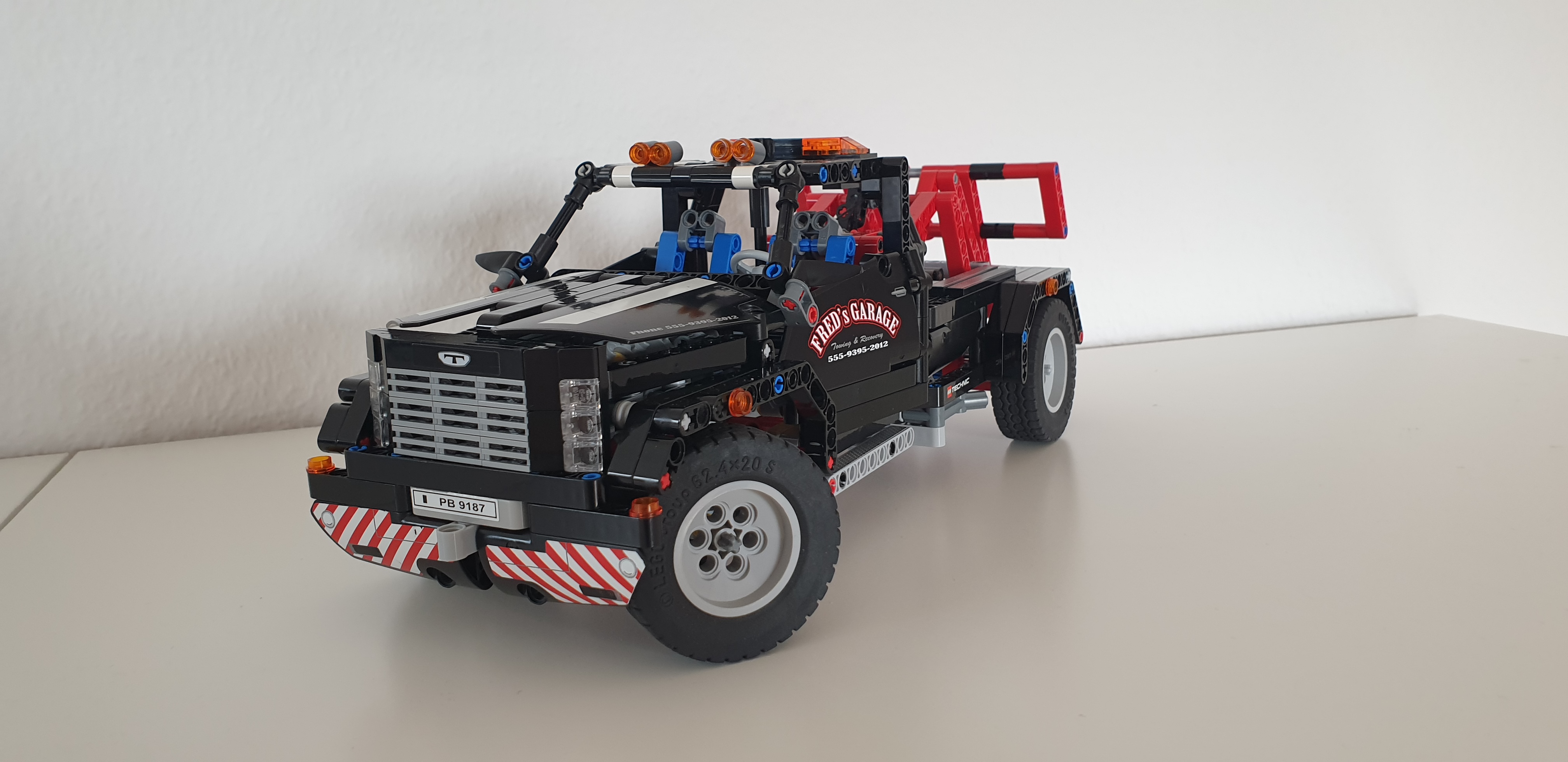 Classic Review: LEGO Technic 9395 Pick-Up Tow truck - Der Spielwaren ...